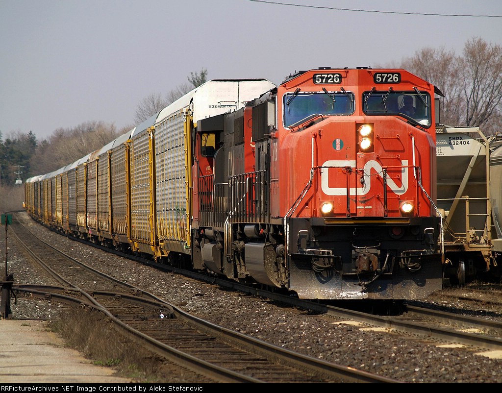 CN 494 by the yard @ 12:01